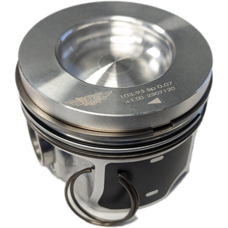 Pistons w/ Ring Set (8) - LML Duramax